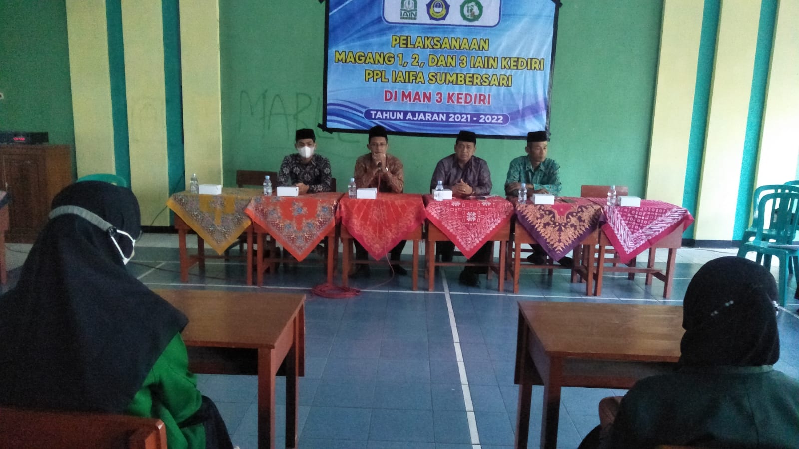 Mahasiswa 2 Kampus Magang di MAN 3 Kediri