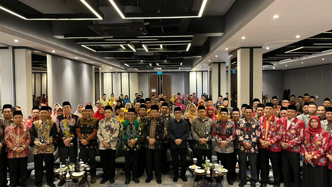 Jadi Piloting KBC, Kepala MAN 3 Kediri dan Waka Akademik Ikuti Bimtek